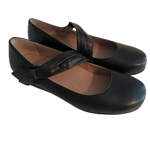 Abeo | Shoes | Abeo Biosystem Black Leather Talia Mary Jane Low Heel ...